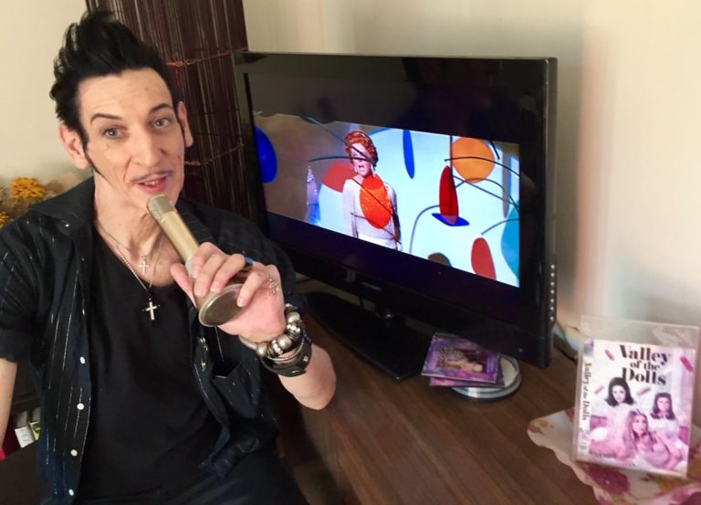 Lunch with Lance Leopard - Planet Maynard